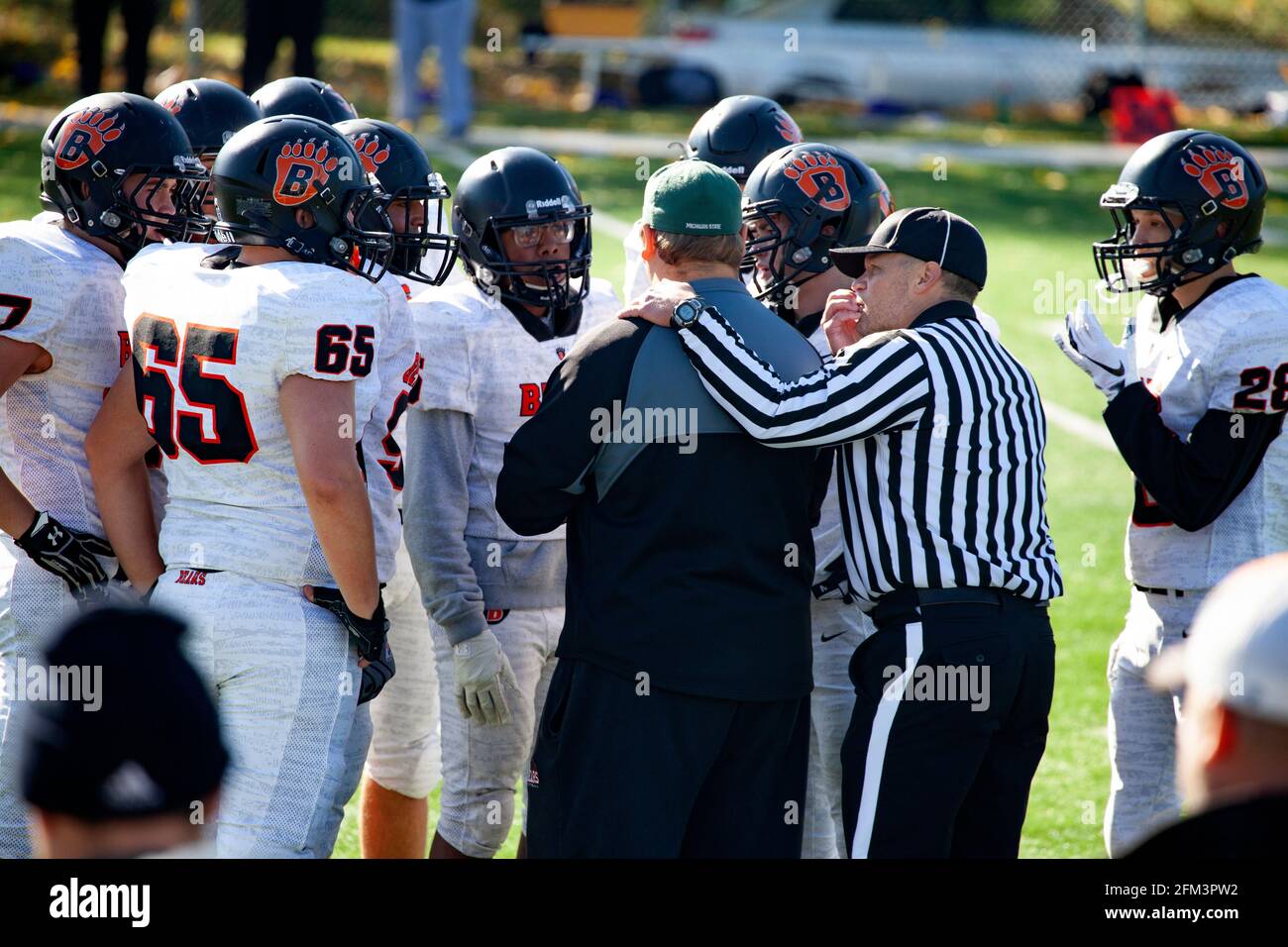Boys play football on field hi-res stock photography and images - Alamy