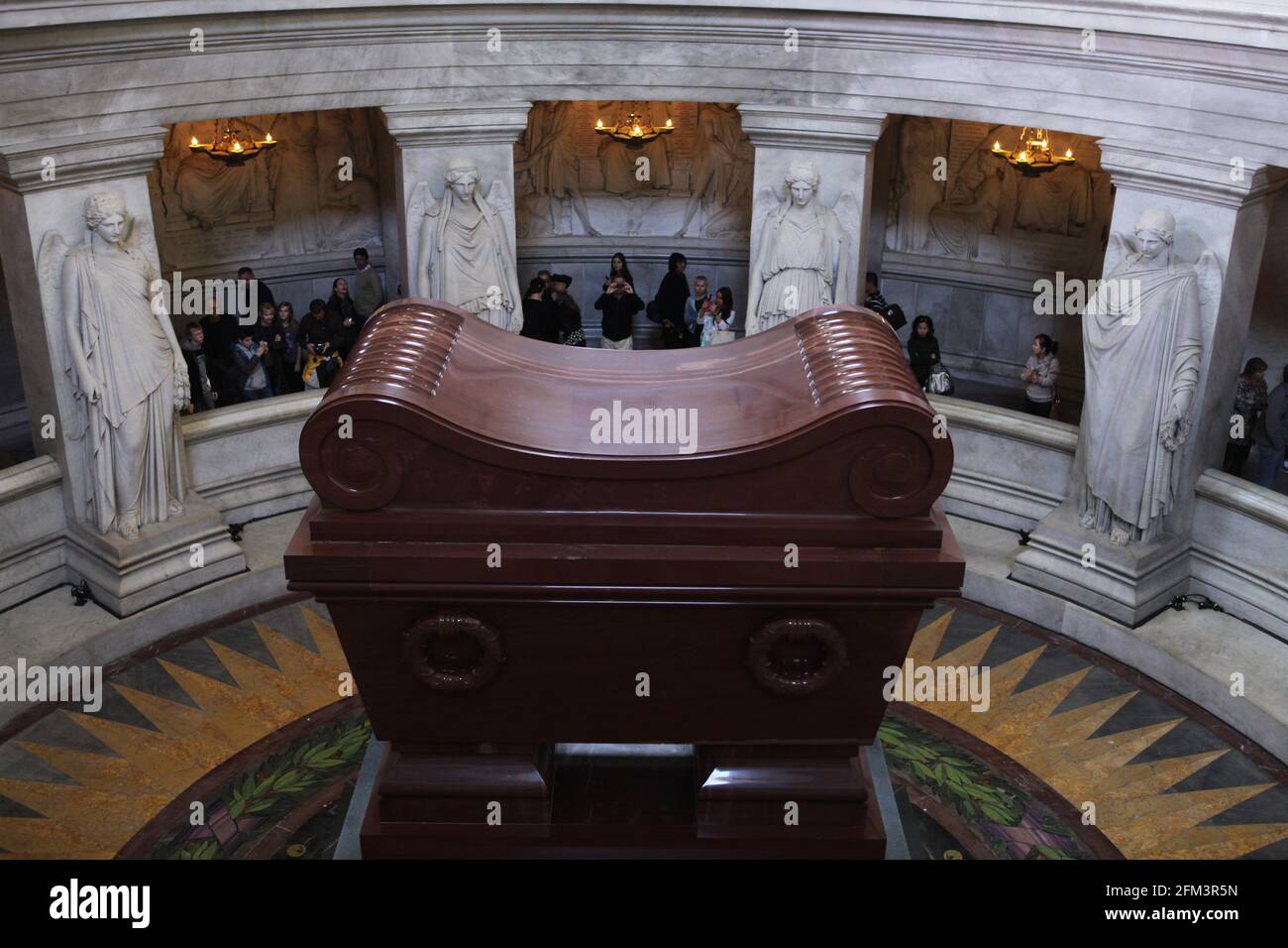 Emperor napoleon bonaparte tomb hi-res stock photography and images - Alamy