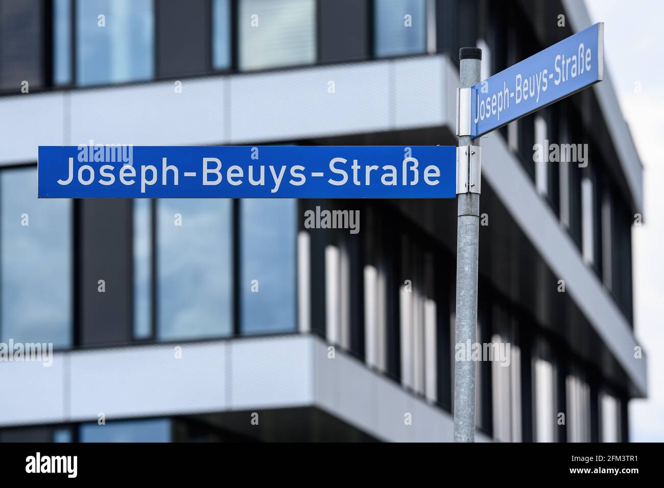 Joseph beuys 7000 trees hi-res stock photography and images - Alamy