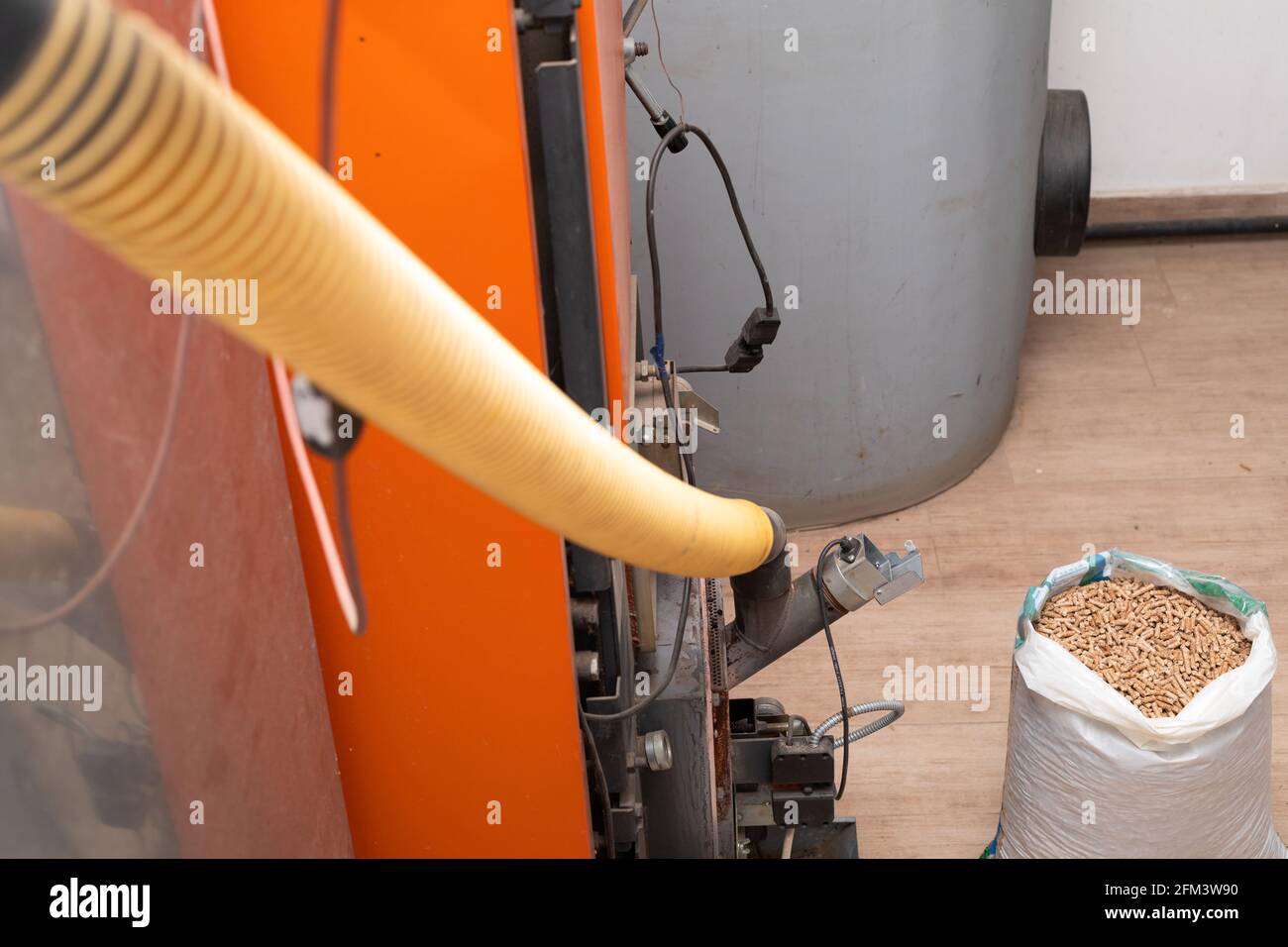 Pellet furnace hi-res stock photography and images - Alamy