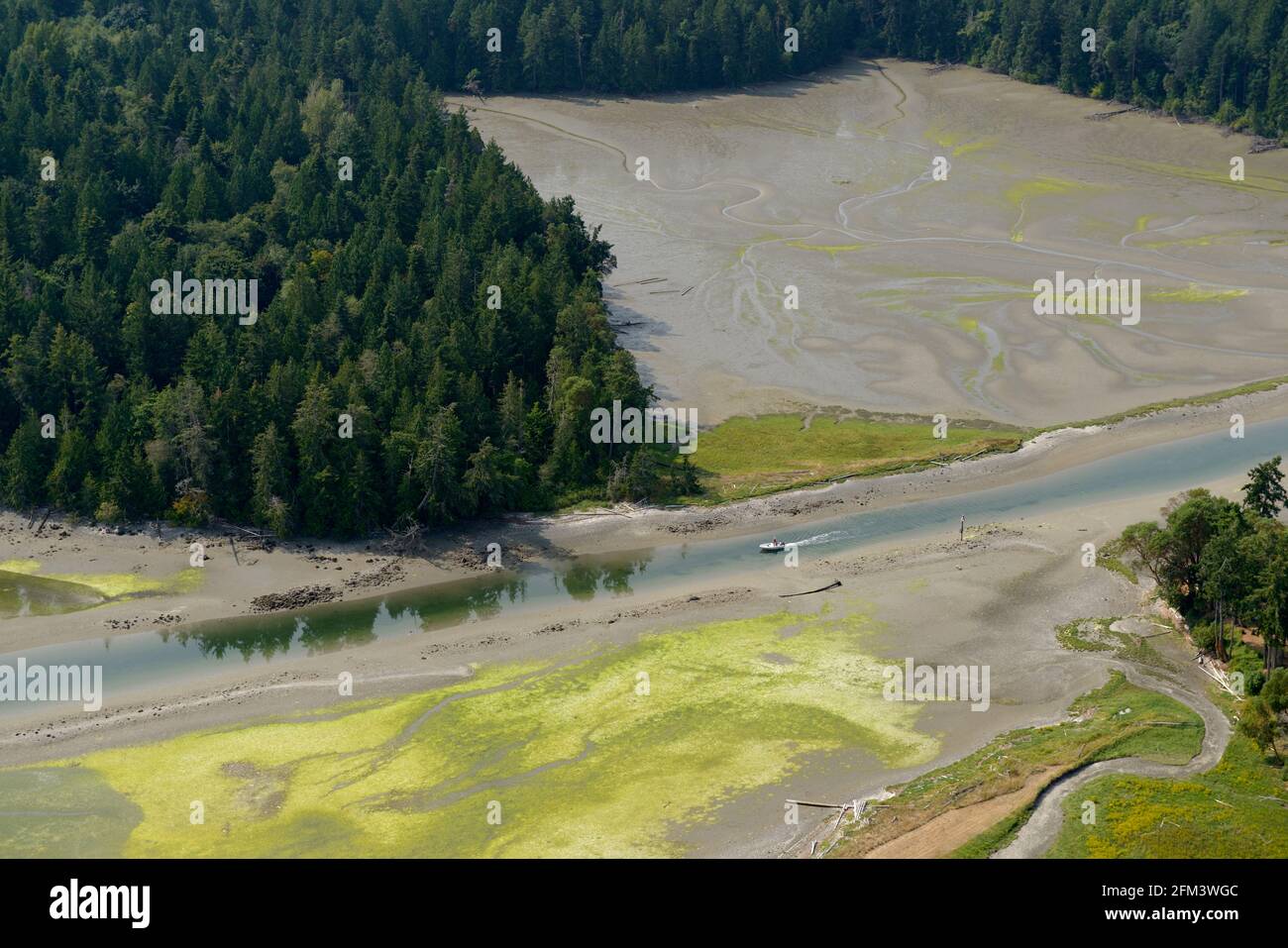 Clam bay canal hi-res stock photography and images - Alamy
