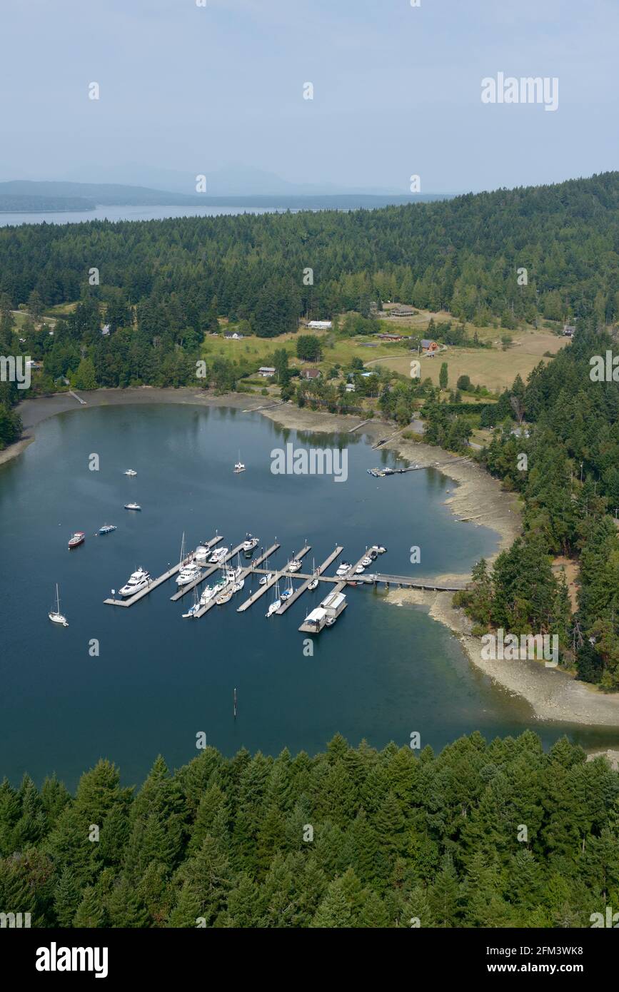Thetis island marina hi-res stock photography and images - Alamy