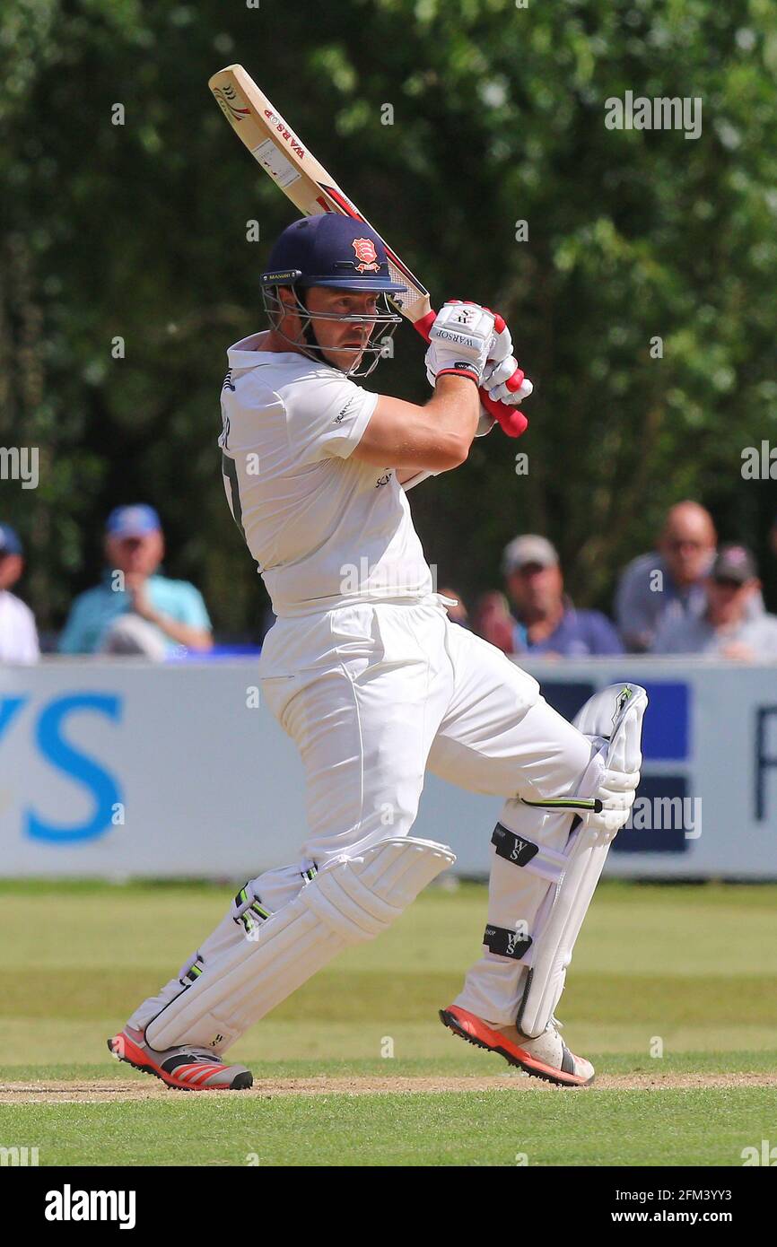 Graham Napier in batting action for Essex during Essex CCC vs Sussex ...