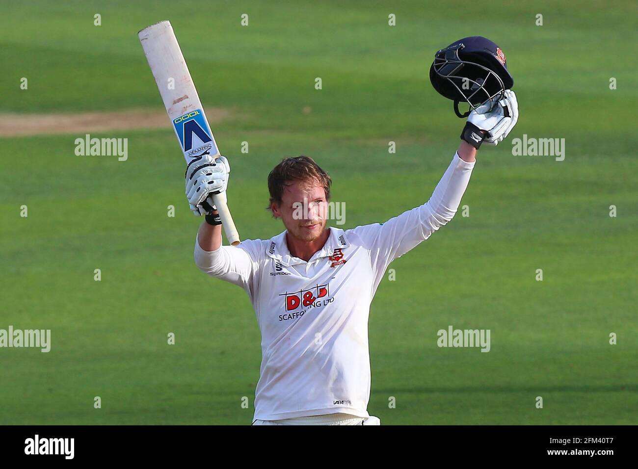 Tom Westley of Essex celebrates scoring a double century, 200 runs ...