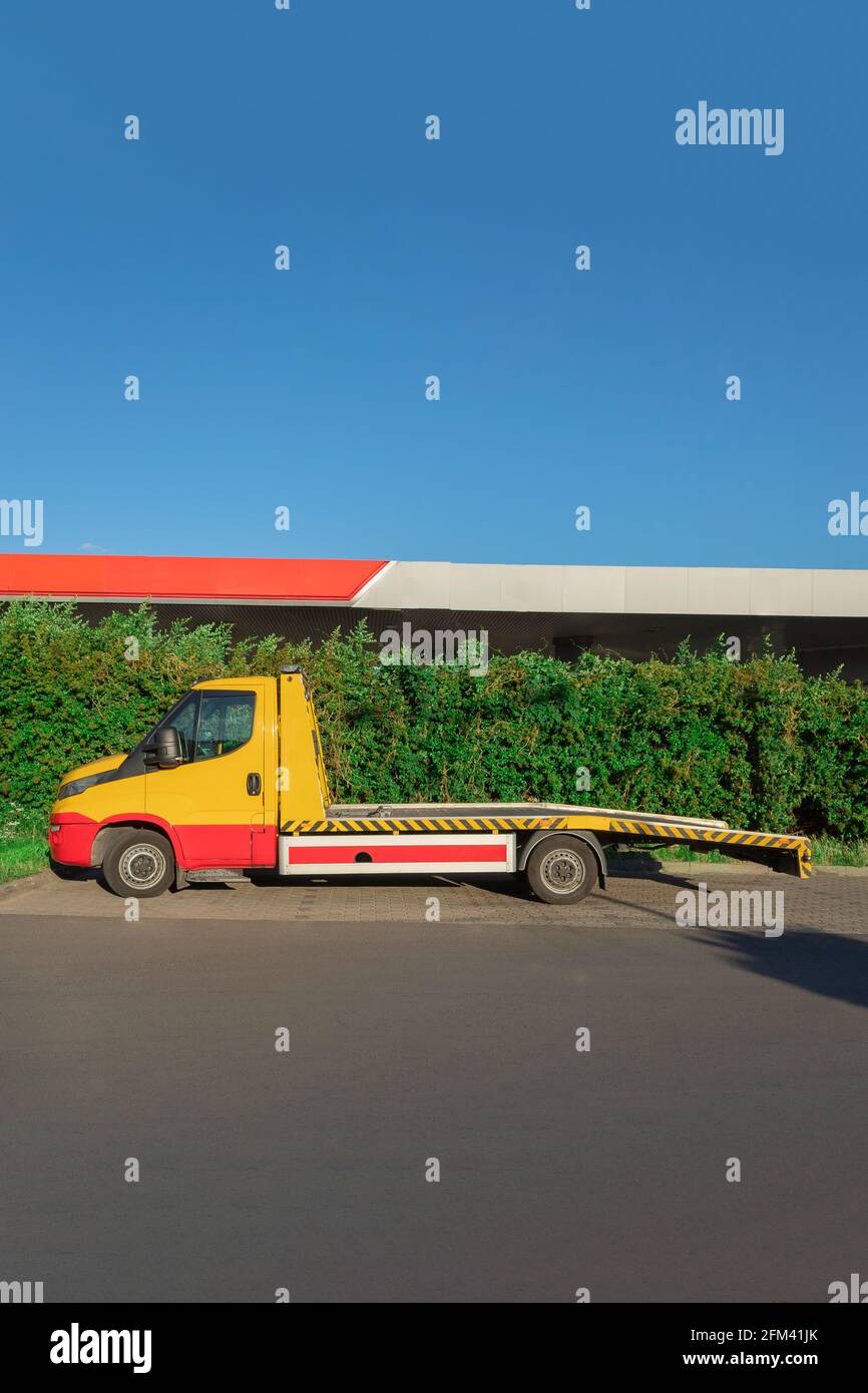 Emergency evacuation from vehicle hi-res stock photography and images ...