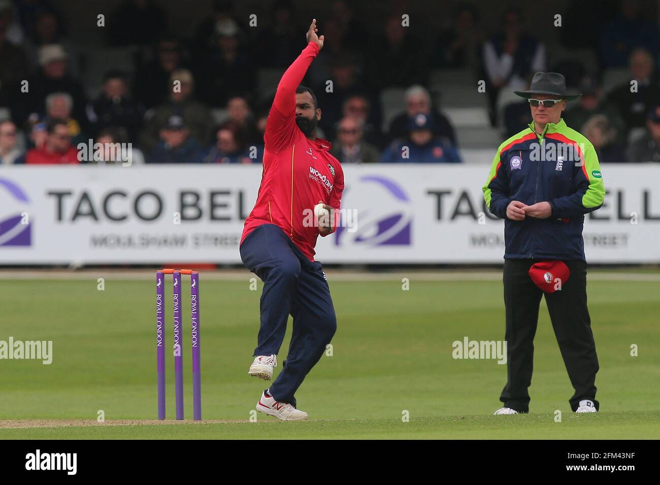 Ashar zaidi bowling hi-res stock photography and images - Alamy