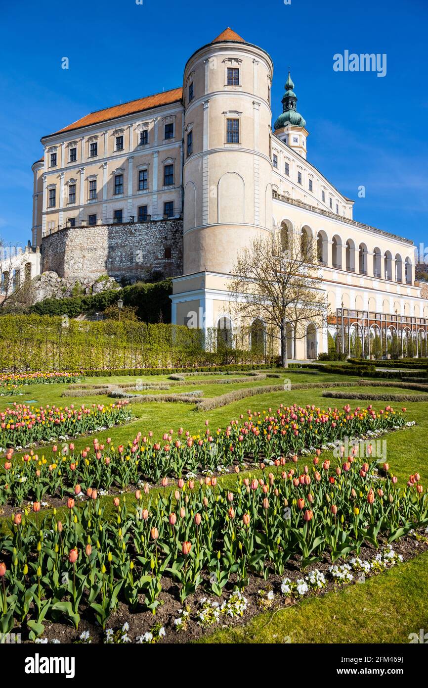 zamek, Mikulov, Jizni Morava, Ceska republika / castle, Mikulov, South ...