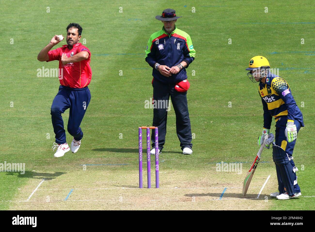 Ravi Bopara in bowling action for Essex during Glamorgan vs Essex ...