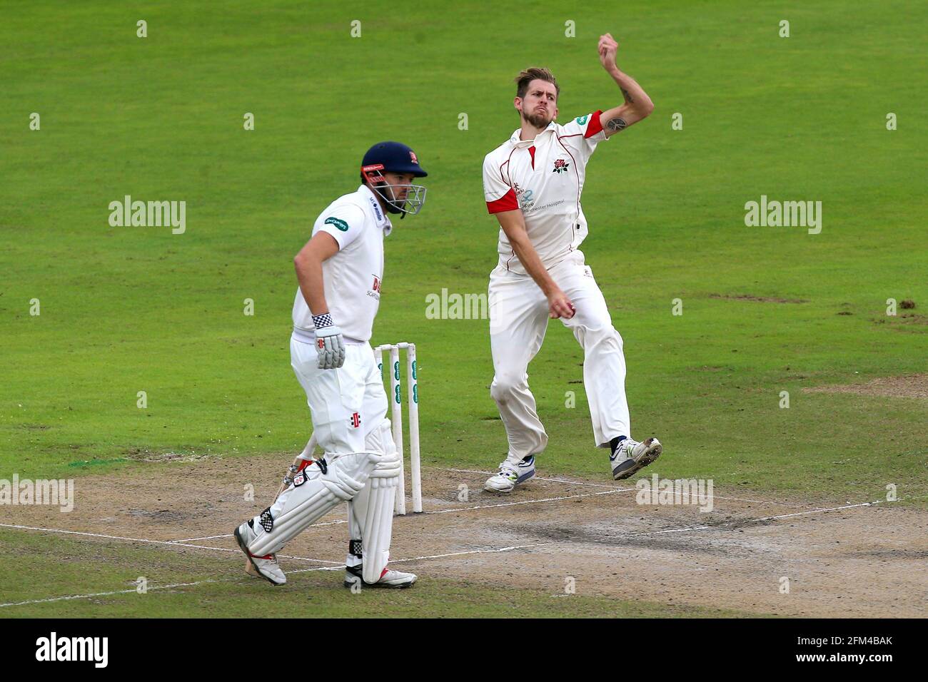 Tom Bailey in bowling action for Lancashire during Lancashire CCC vs ...