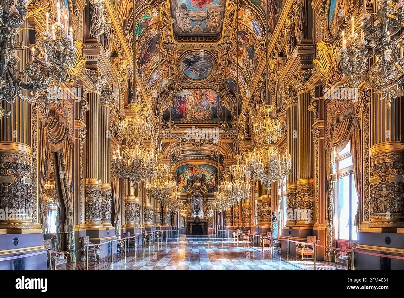 Palais garnier paris opera house hi-res stock photography and images ...