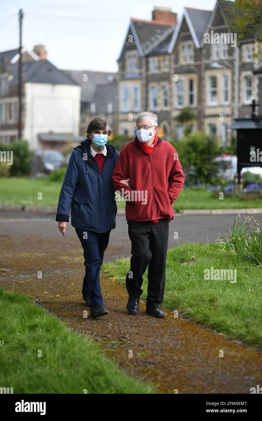 Mark drakeford wife hi-res stock photography and images - Alamy