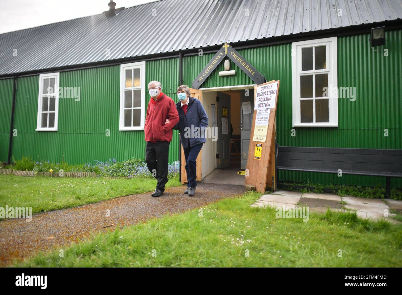 Mark drakeford wife hi-res stock photography and images - Alamy