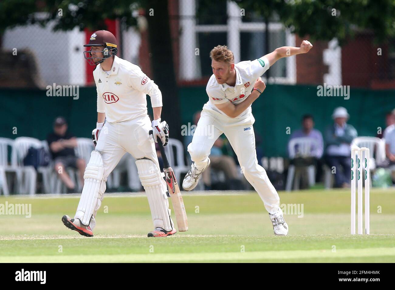 Jamie Porter in bowling action for Essex during Surrey CCC vs Essex CCC ...
