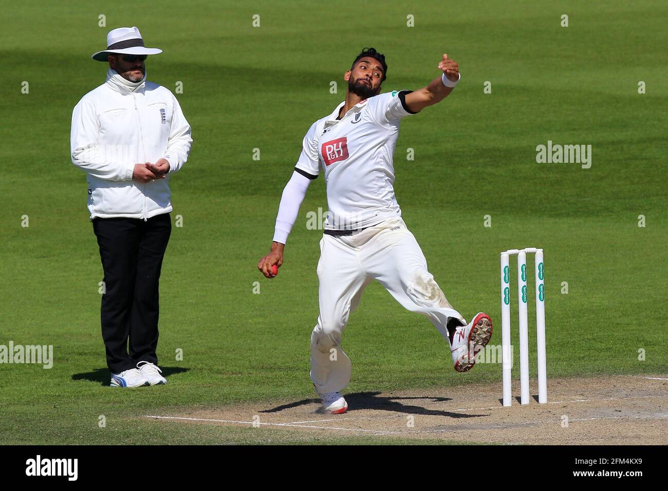 Ajmal Shahzad in bowling action for Sussex during Sussex CCC vs Essex ...
