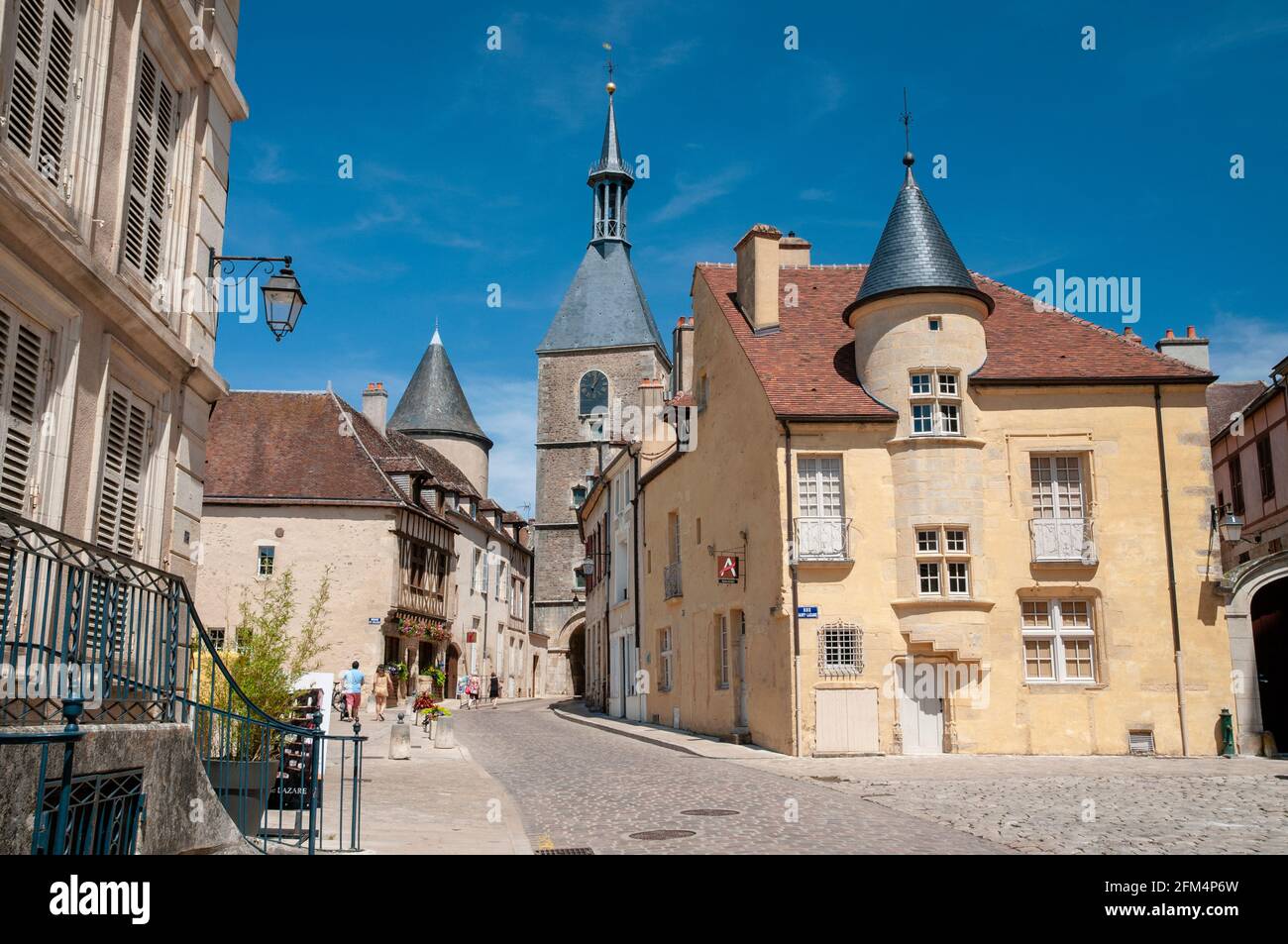 Avallon burgundy france hi-res stock photography and images - Alamy