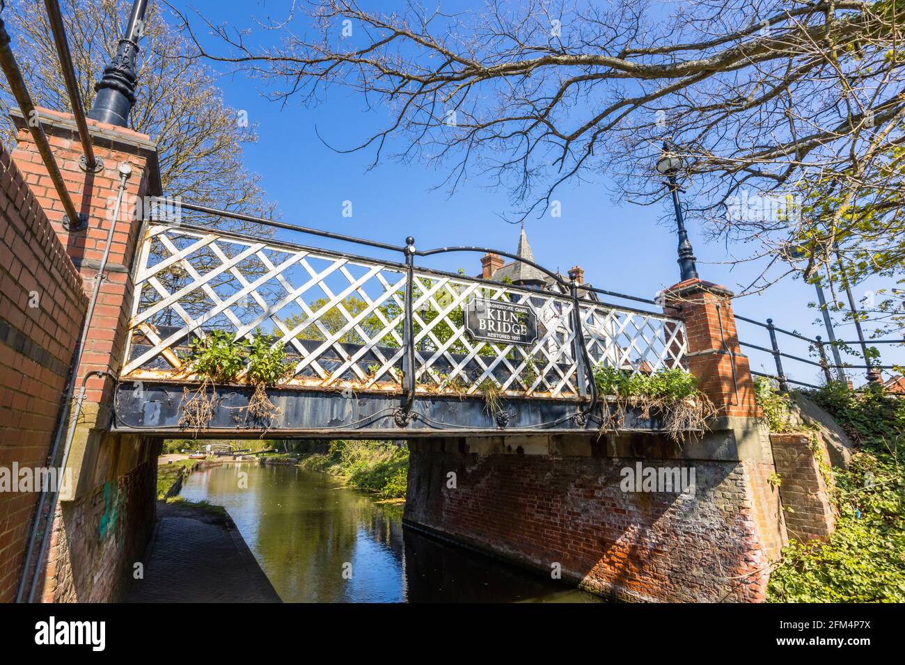 Kiln Bridge, a small road bridge crossing over the Basingstoke Canal ...