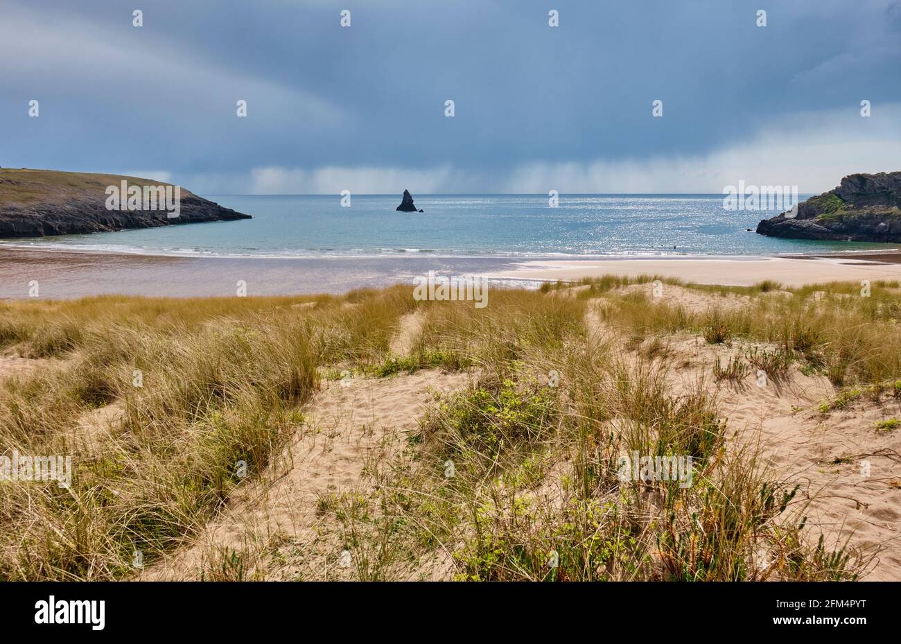 Broad Haven South beach near Bosherton, Pembrokeshire, Wales Stock ...