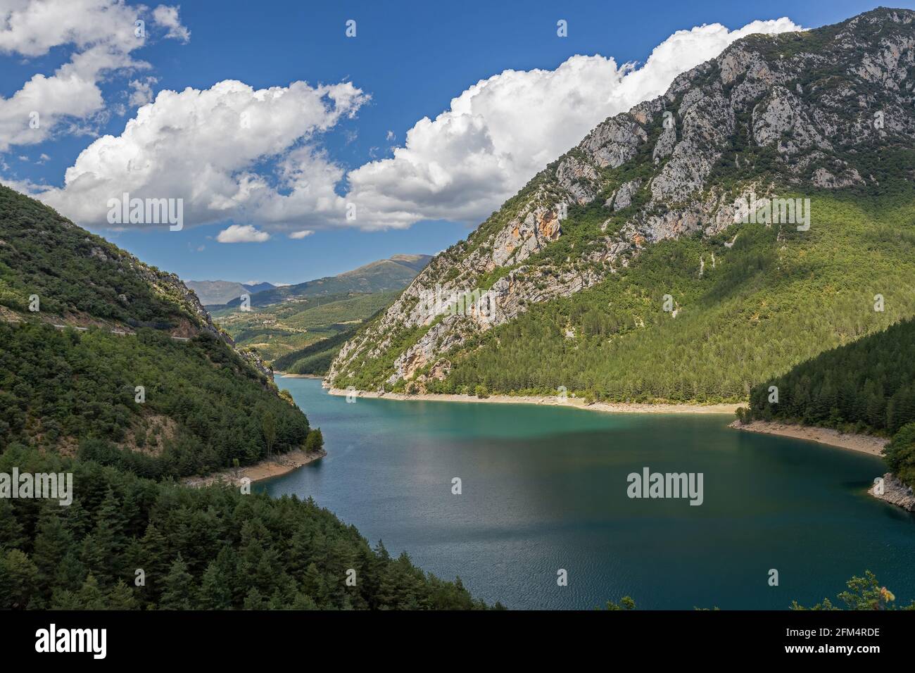 Escalas de hi-res stock photography and images - Alamy