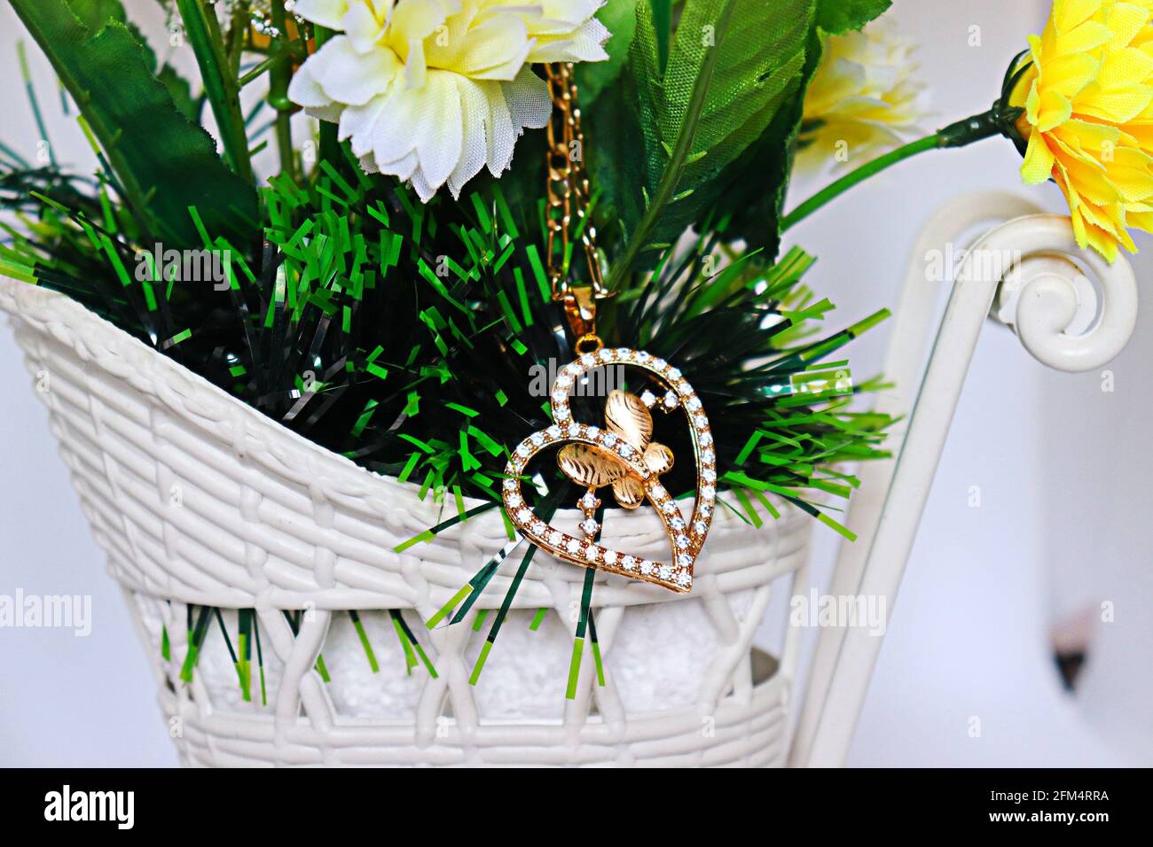 Golden accessories hi-res stock photography and images - Alamy