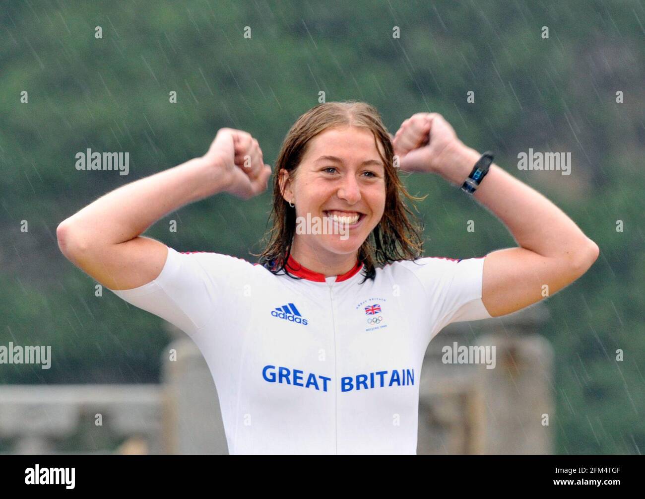 OLYMPIC GAMES BEIJING 2008. WOMANS ROAD RACE. NICOLE COOKE AFTER ...