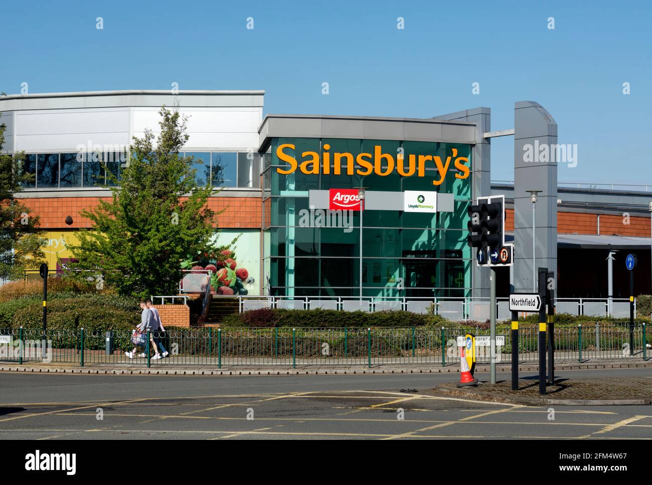 What Are Supermarkets Called In England at Bev Wood blog