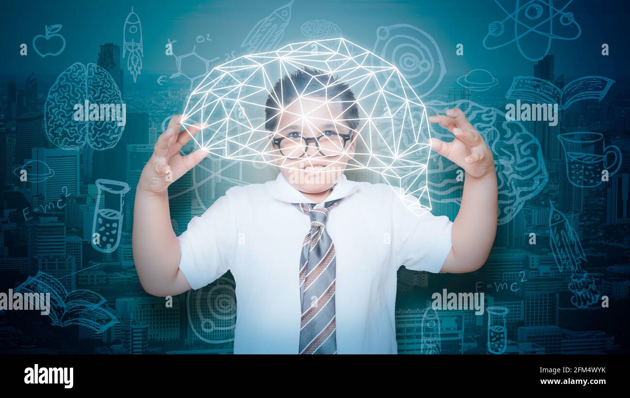 Learning alien genius, Brain excellent for learning Stock Photo - Alamy