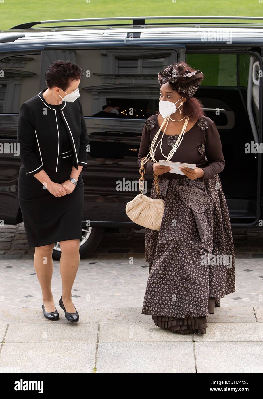 Berlin, Germany. 06th May, 2021. Senate Barbara Masupha (r), Ambassador ...