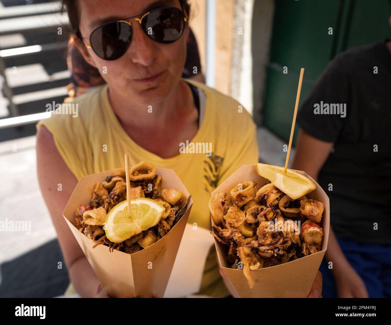 Cone of fried food italy hi-res stock photography and images - Alamy