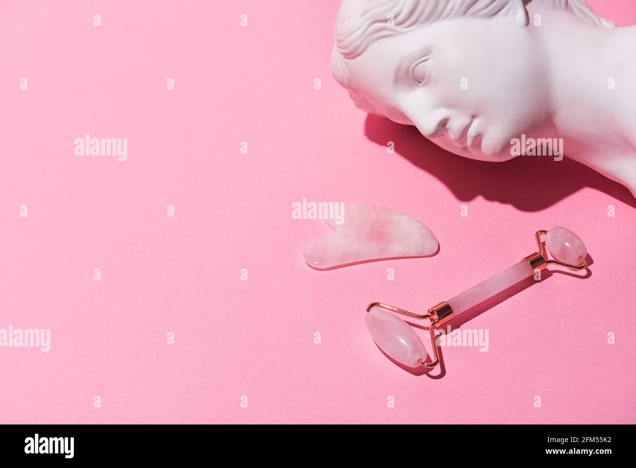 Face jade stone rollers and gua sha massage for trendy Venus plaster ...