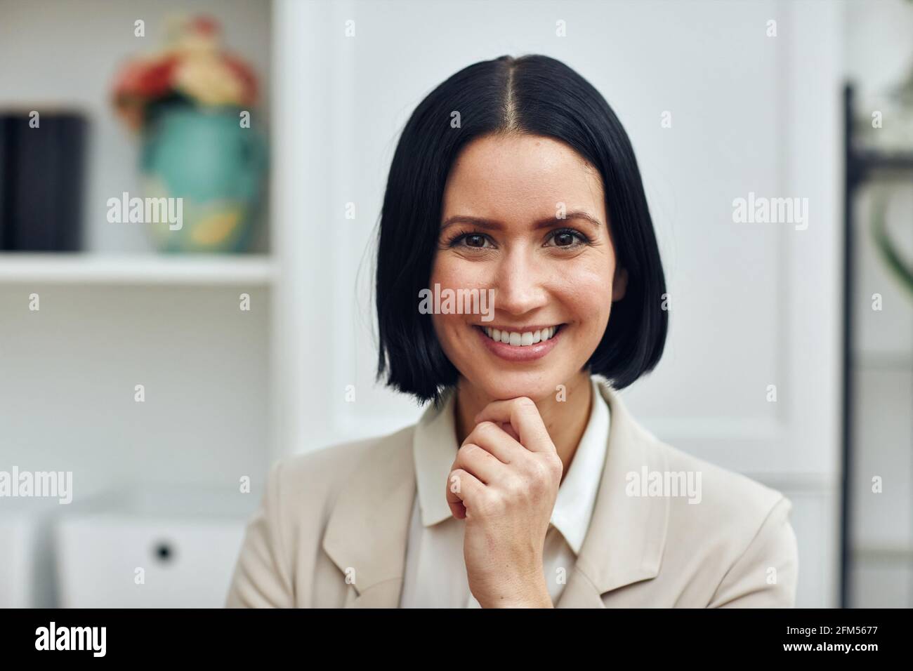 Smart home manager hi-res stock photography and images - Alamy