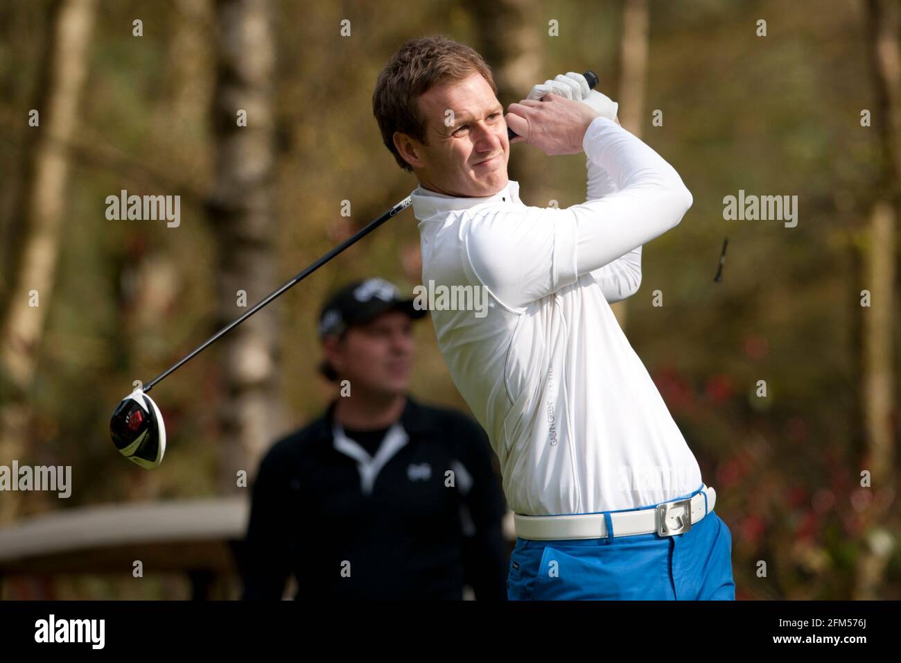 TV Presenter Dan Walker playing golf Stock Photo - Alamy