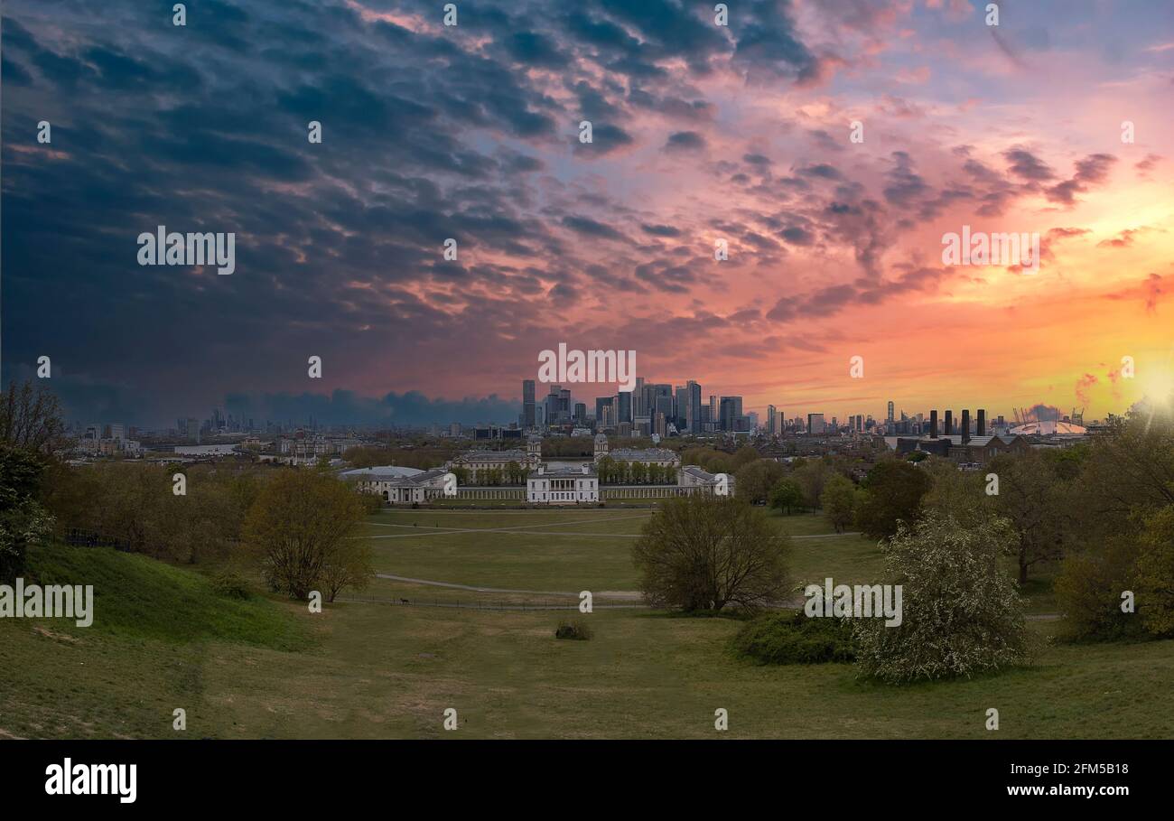 Sunrise greenwich park hi-res stock photography and images - Alamy