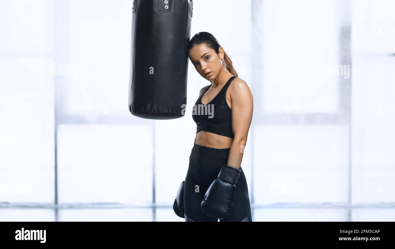 Exhausted sportswoman in boxing hi-res stock photography and images - Alamy