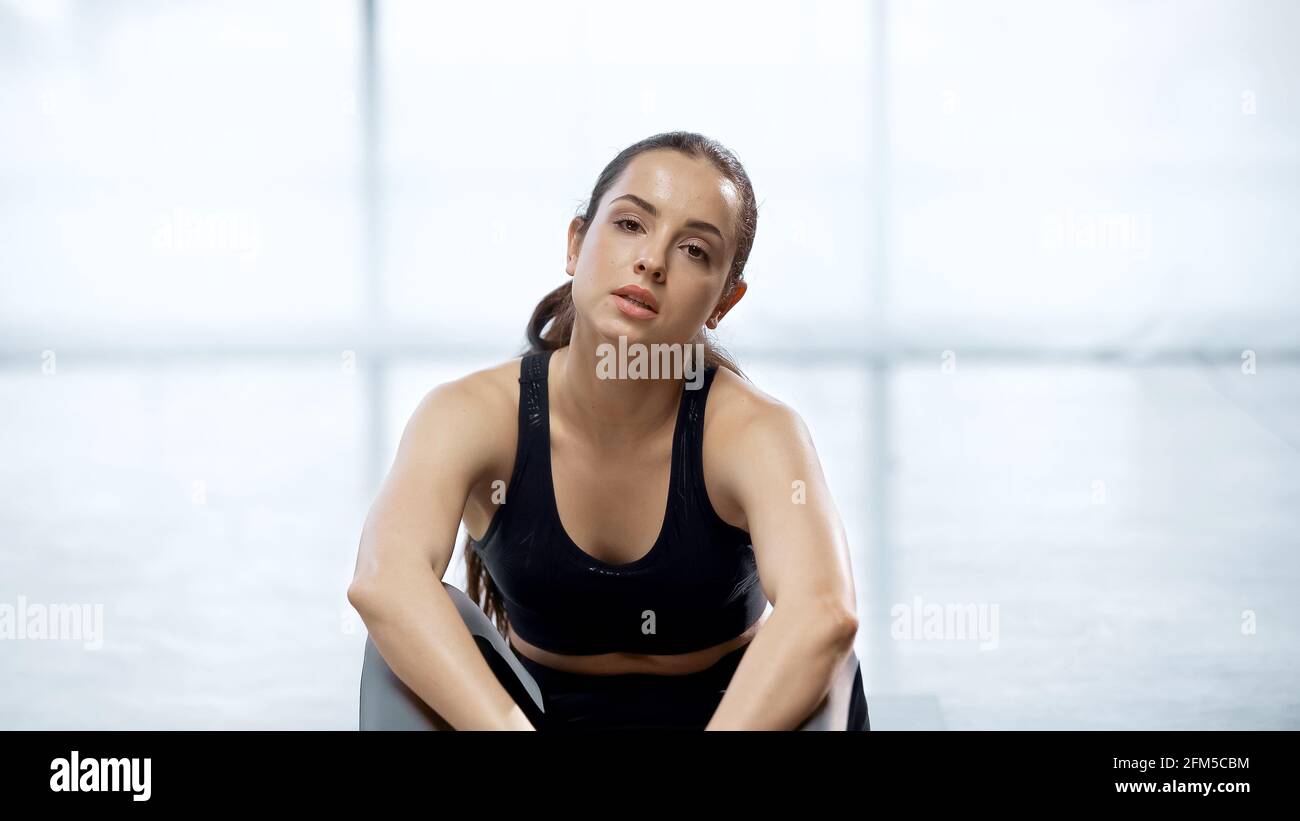 Woman sweaty gym hi-res stock photography and images - Alamy