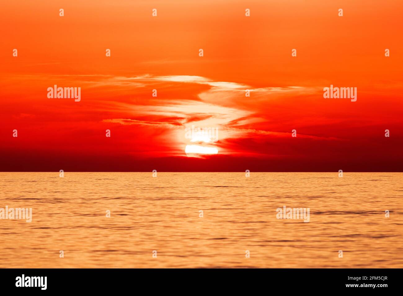 Sunset over water artwork hi-res stock photography and images - Alamy