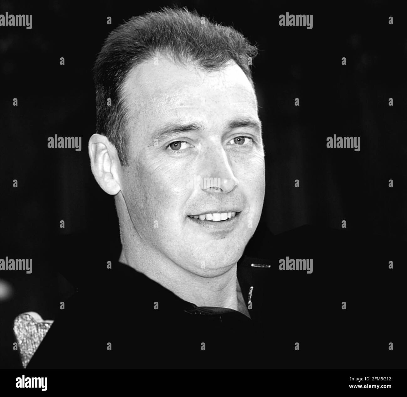 ANGUS FRASER AT LORDS 10/4/2002 PICTURE DAVID ASHDOWN Stock Photo - Alamy