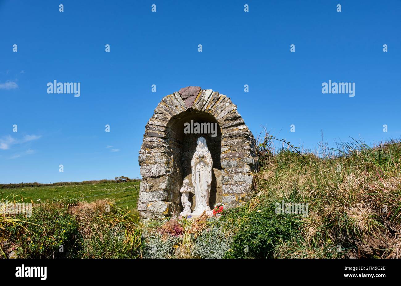 St nons shrine hi-res stock photography and images - Alamy
