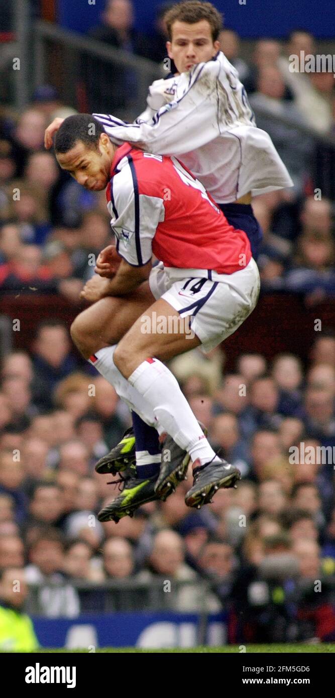 Liverpool fa cup final 2001 hi-res stock photography and images - Alamy
