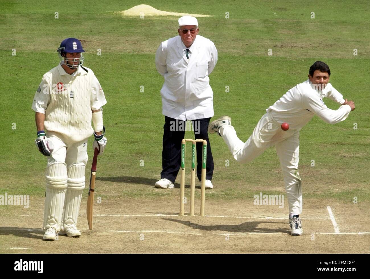 England v pakistan hi-res stock photography and images - Alamy
