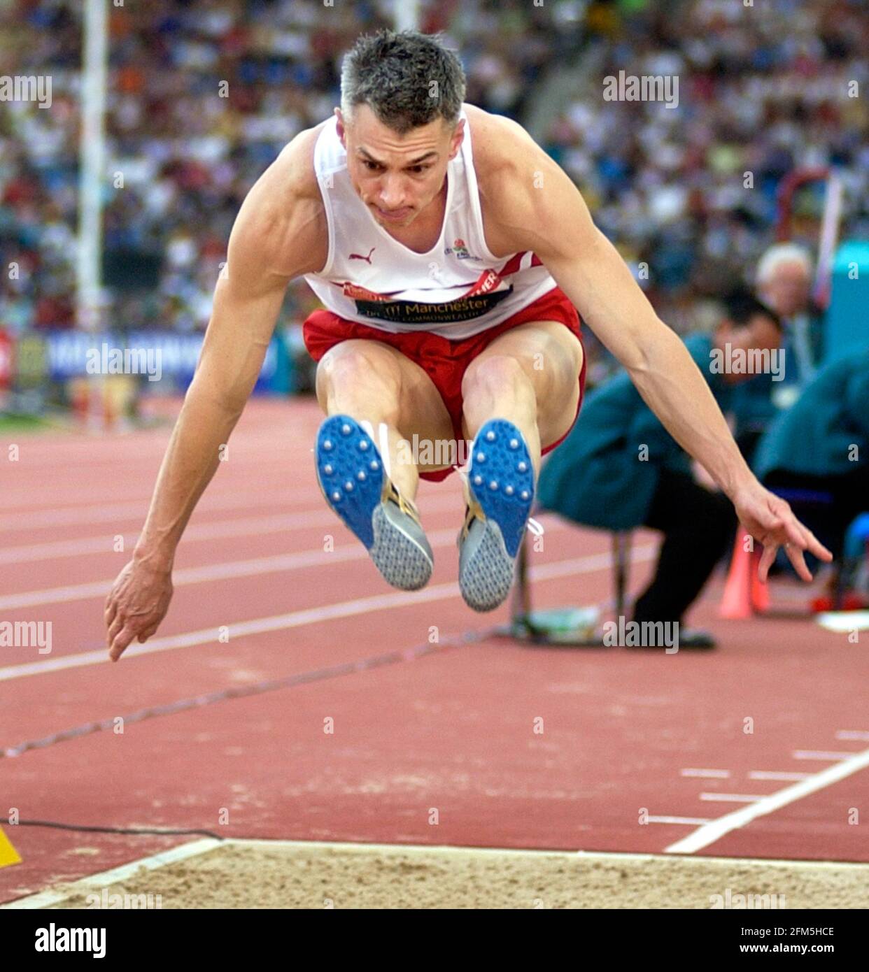 Commonwealth games triple jump hi-res stock photography and images - Alamy