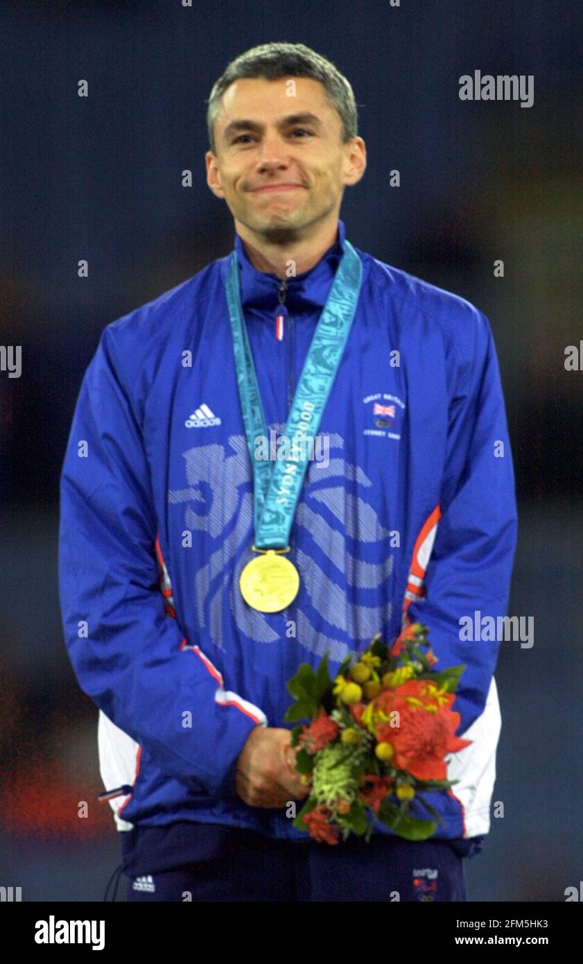 Triple jump olympics hi-res stock photography and images - Alamy