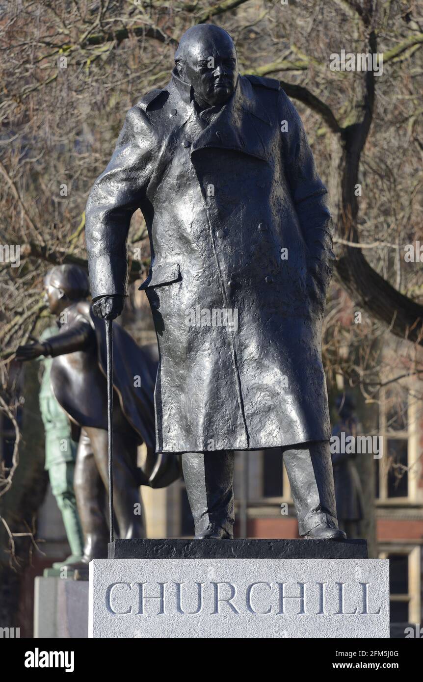 London, England, UK. Parliament Square. Statue of Winston Churchill by ...