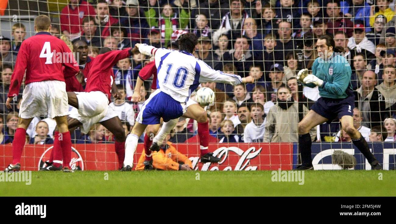 David seaman hi-res stock photography and images - Alamy