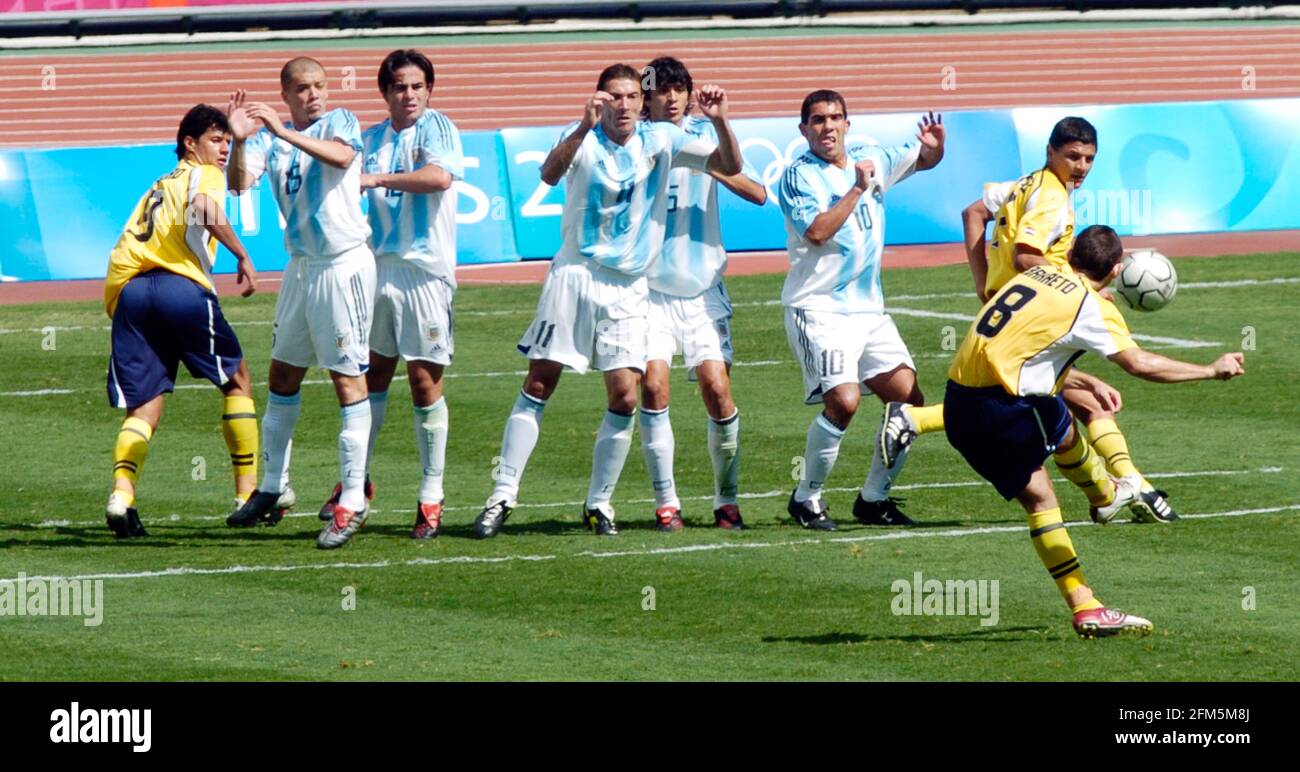 OLYMPIC GAMES IN ATHENS 2004. 28/8/2004 FOOTBALL FINAL ARG V PAR EDGAR ...