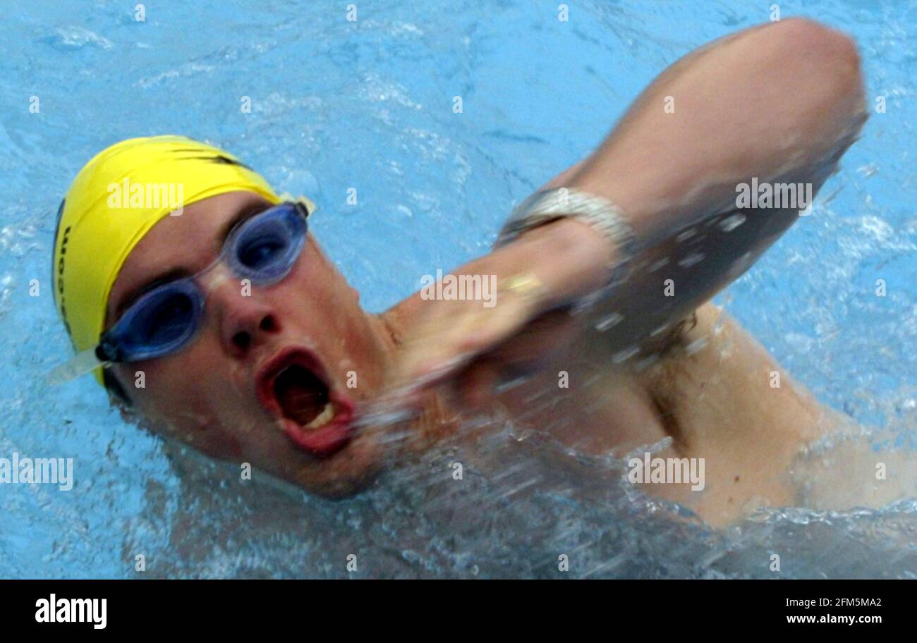 Art Film by Amy Sharrocks "The Big Swim" 50 swimmers travel across ...