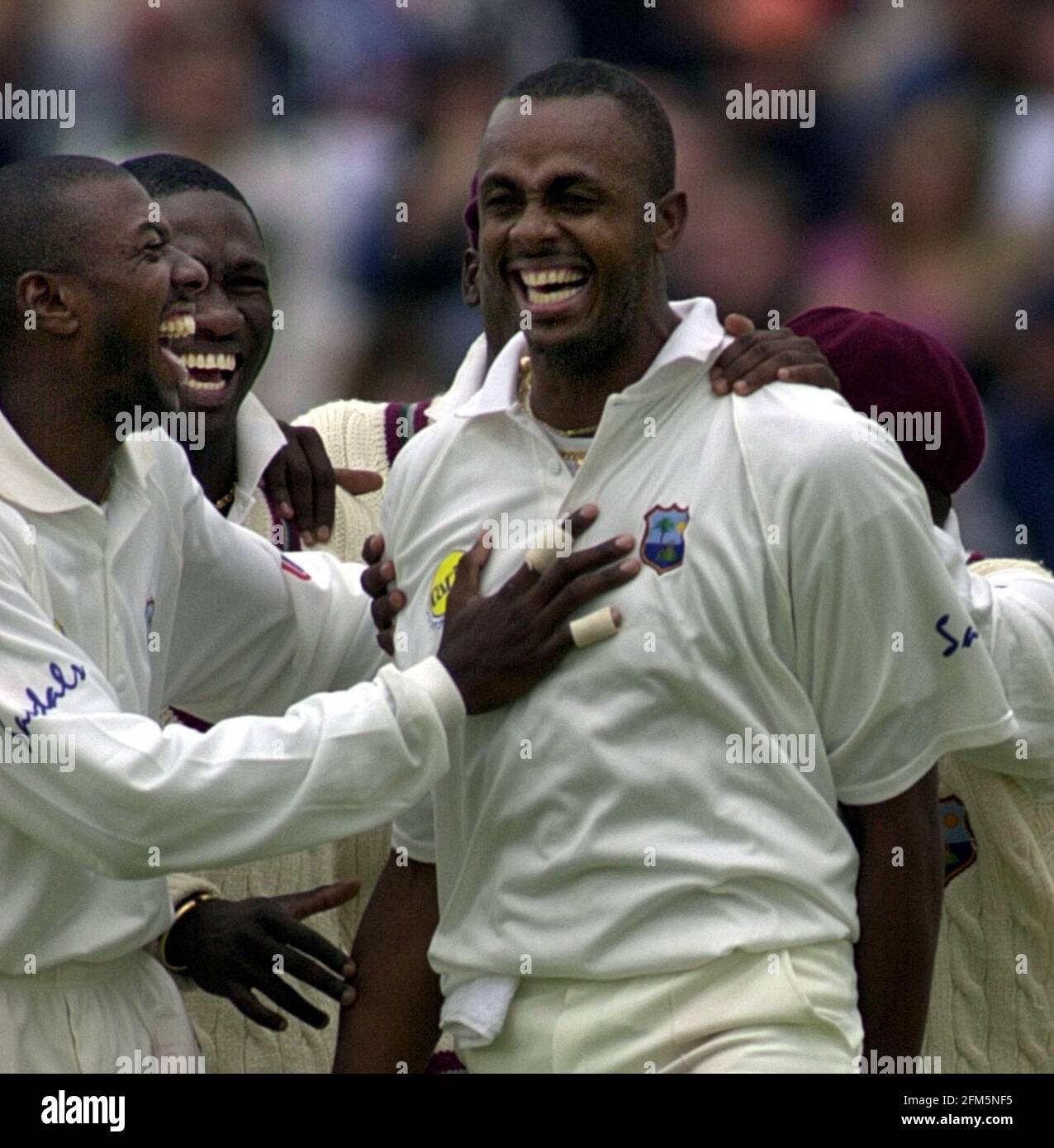 Cricket courtney walsh hi-res stock photography and images - Alamy