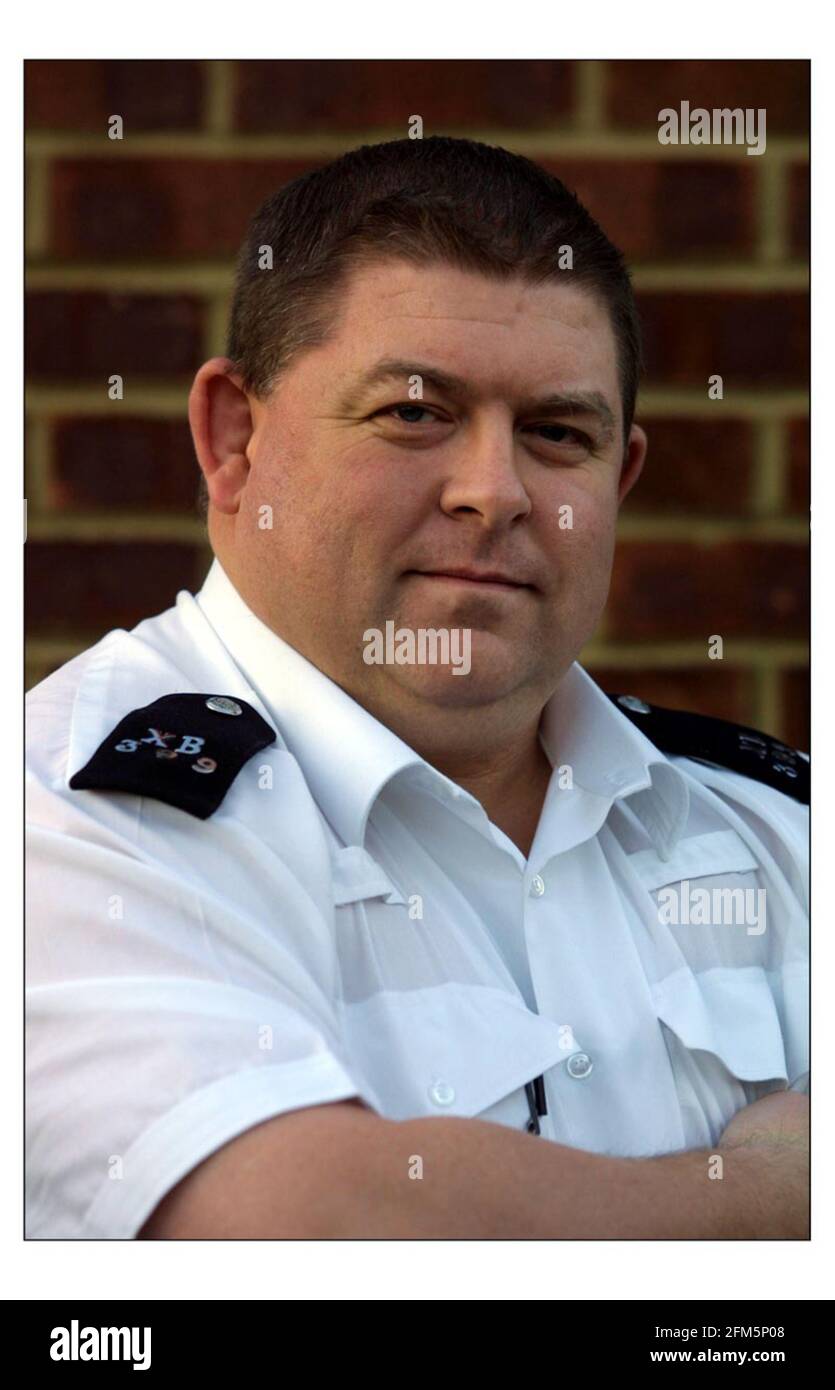 PC Stuart Telfer. pic David Sandison 22/2/2002 Stock Photo - Alamy