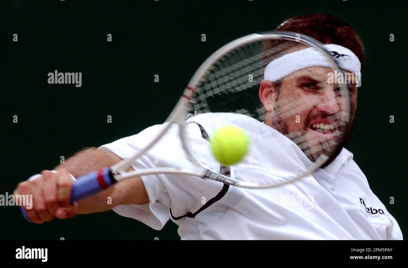 WIMBLEDON MENS FINAL PAT RAFTER V GORAN IVANISEVIC 9/7/2001 PICTURE ...