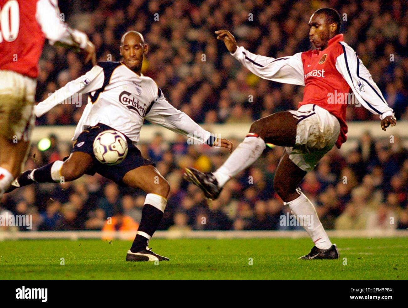 ARFSENAL V LIVERPOOL 13/1/2002 PICTURE DAVIUD ASHDOWN FOOTBALL Stock ...