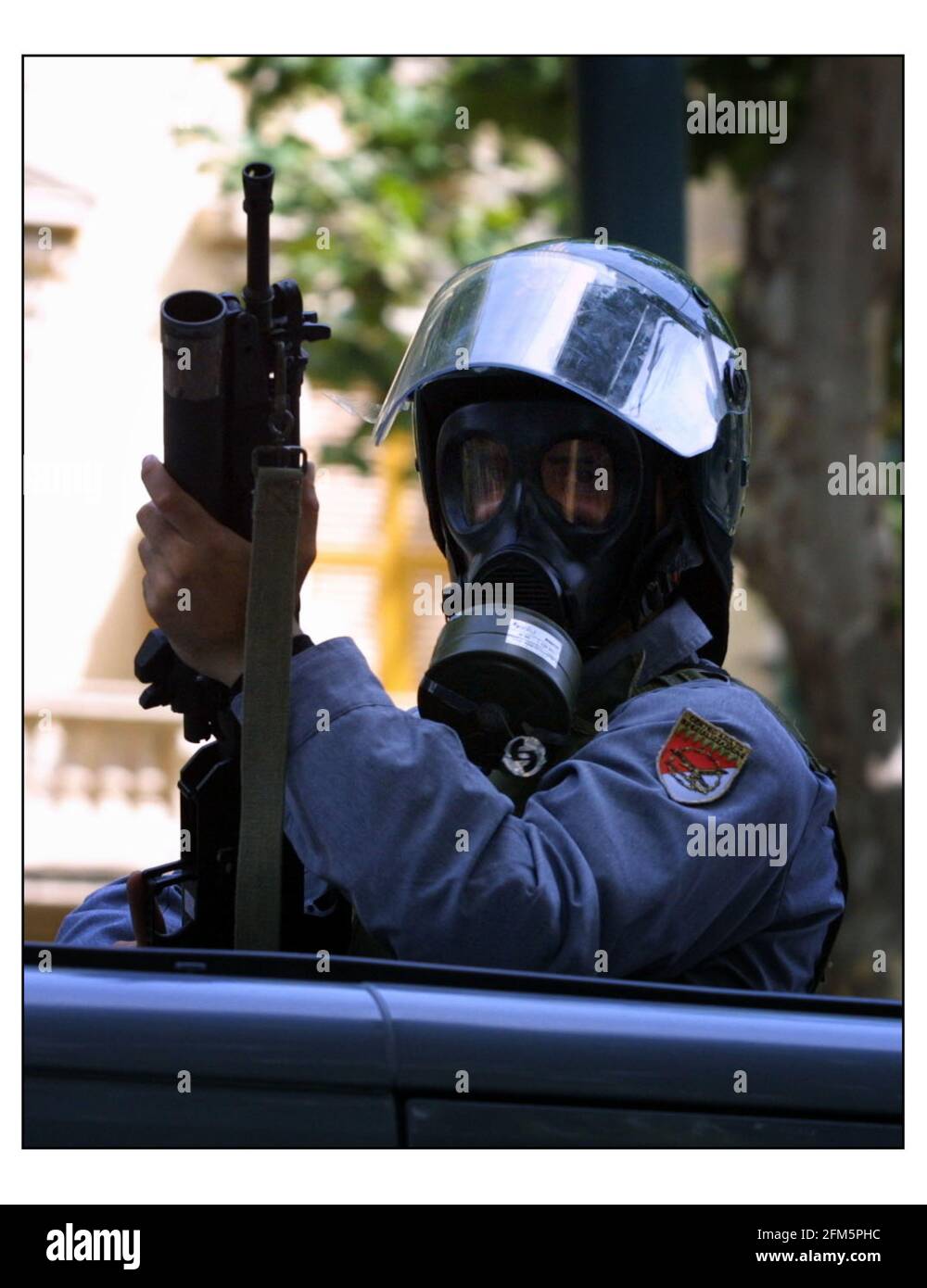 RIOTS ON STREETS OF GENOA AT G8 SUMMIT Stock Photo - Alamy